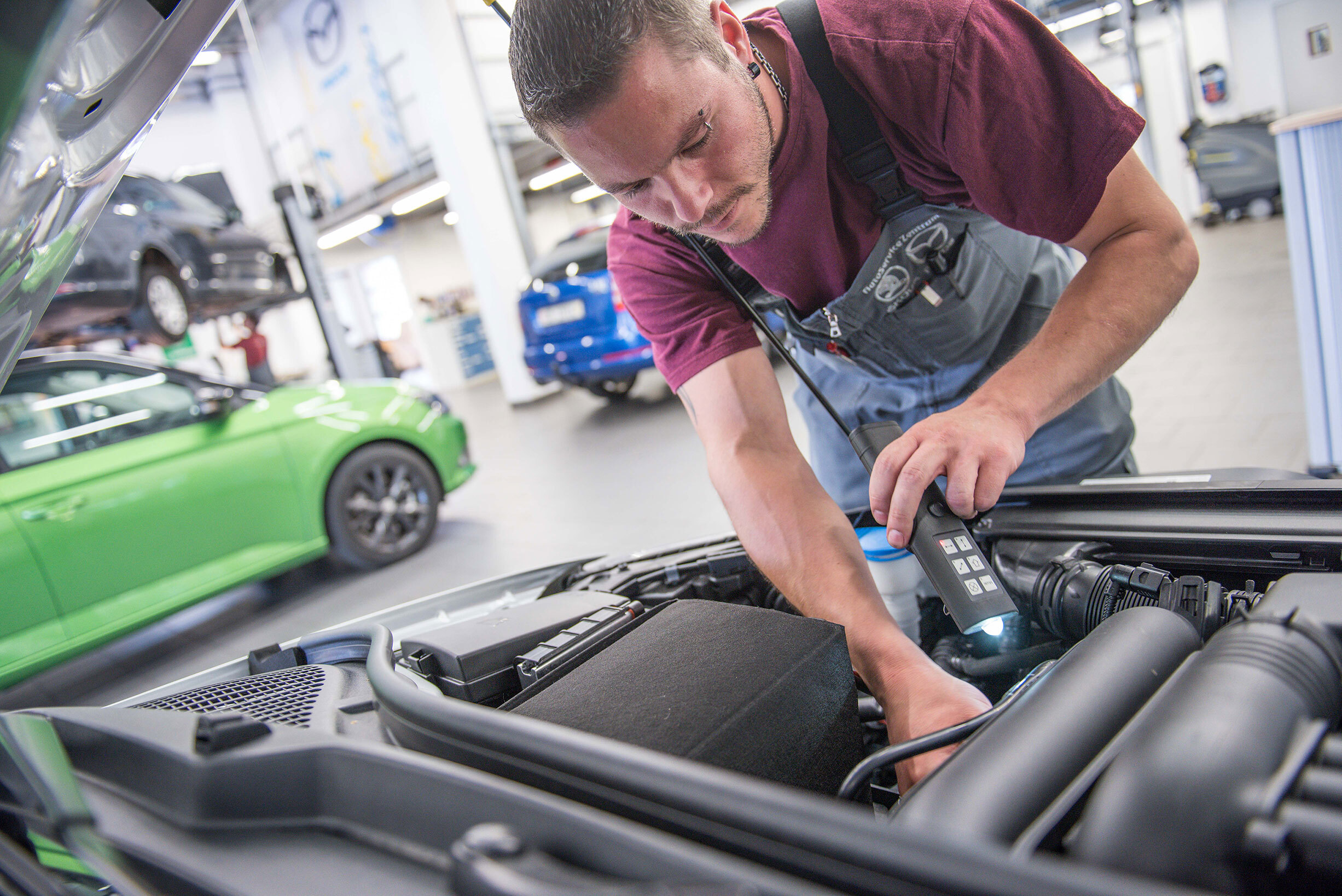 Über uns | Auto Service Zentrum GmbH